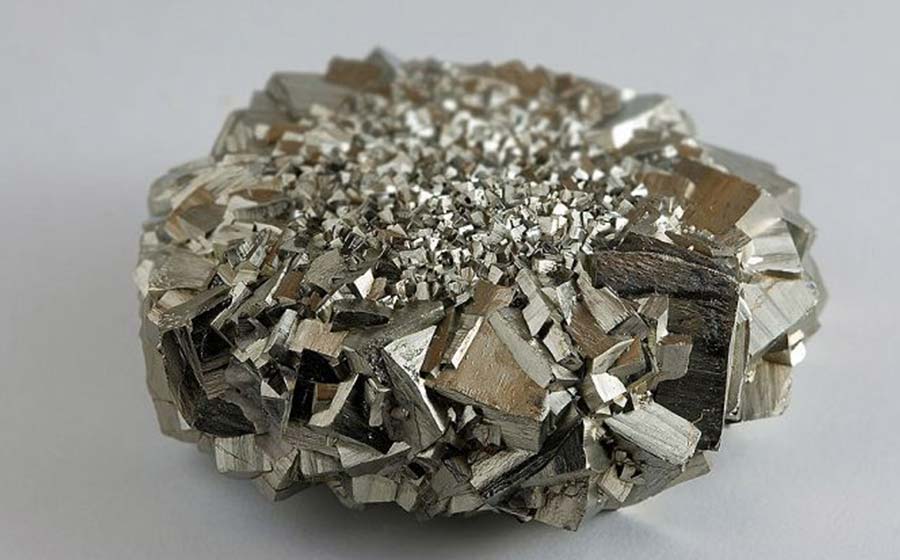 Pirita: significado, benefícios e como utilizá-la